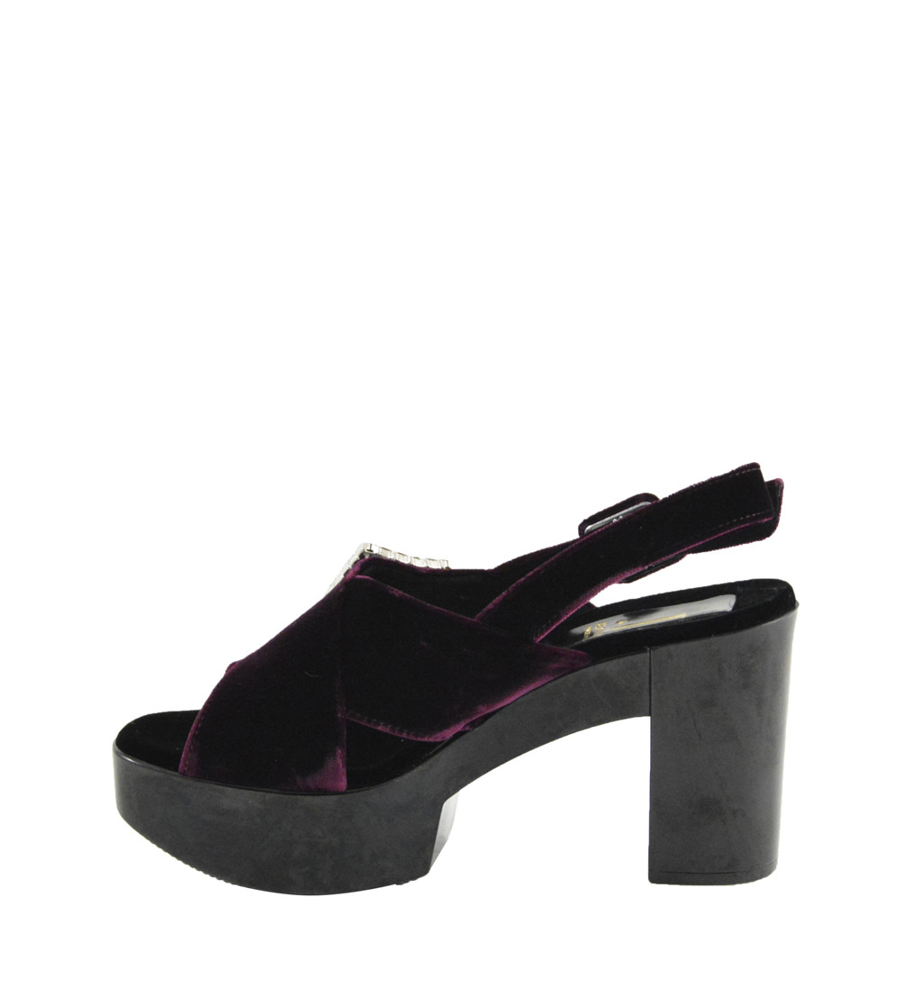 Jeannot sandali in velluto 42091900AVEL641AMARO .Shop Online | Fratinardi