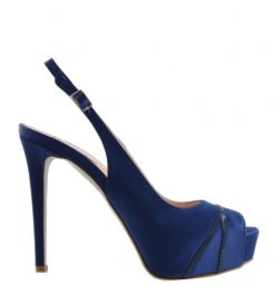 Tiffi sandali modello Chanel open toe con tacco sottile. Il sandalo è ...